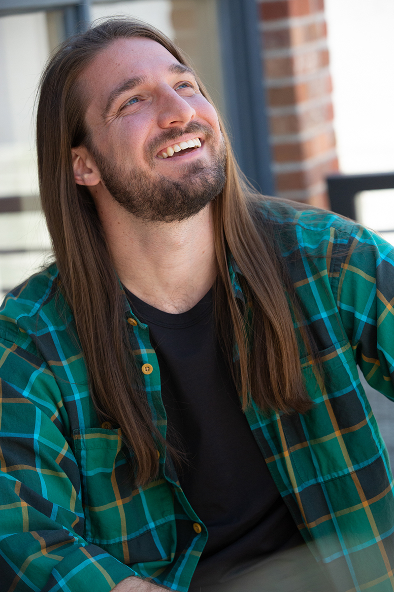 Denver dating profile images: guys these expressions work - Kelly ...